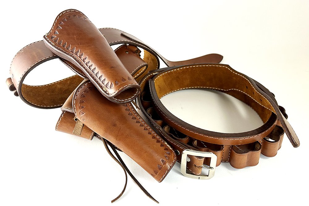 [SOLD] Full Custom Leather Rig Set | Holsters x2 + 12G Shotgun Belt ...