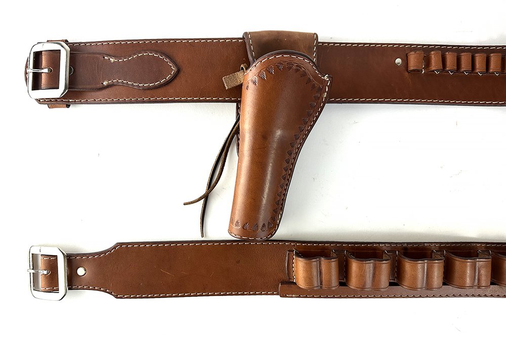 [SOLD] Full Custom Leather Rig Set | Holsters x2 + 12G Shotgun Belt ...